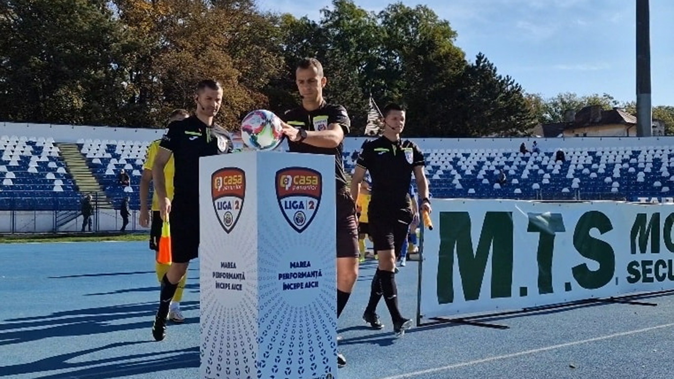 Arbitrul asistent Alexandru Filip s-a dat în stambă la Iași