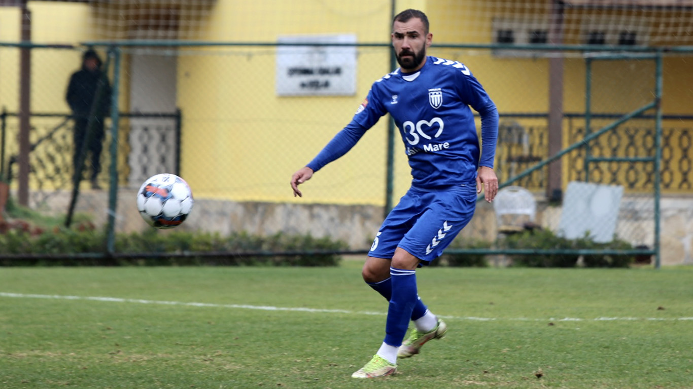 Alexandru Dandea s-a înțeles cu FC Brașov!