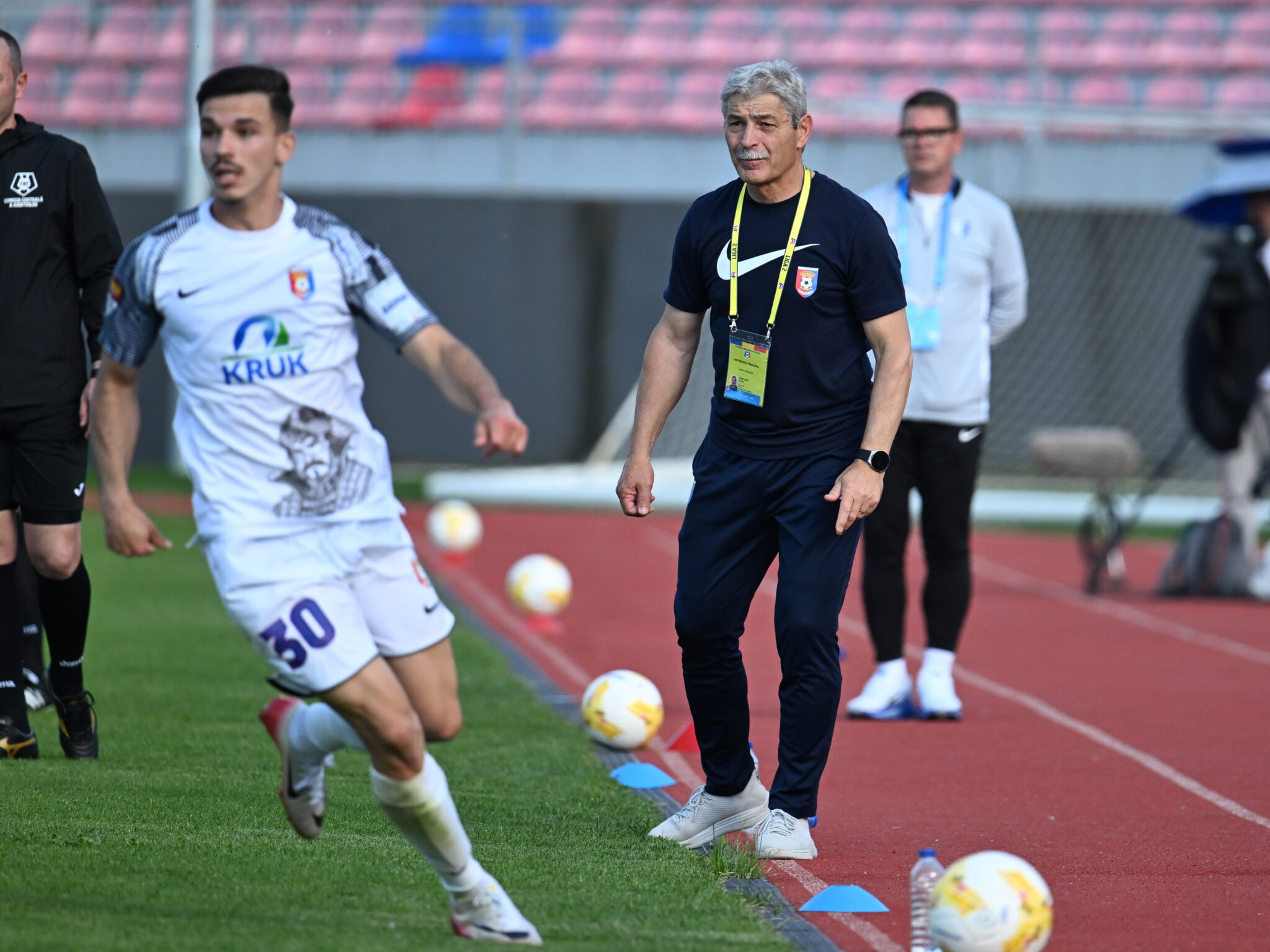 Spectacol total în Chindia Târgoviște - Farul Constanța